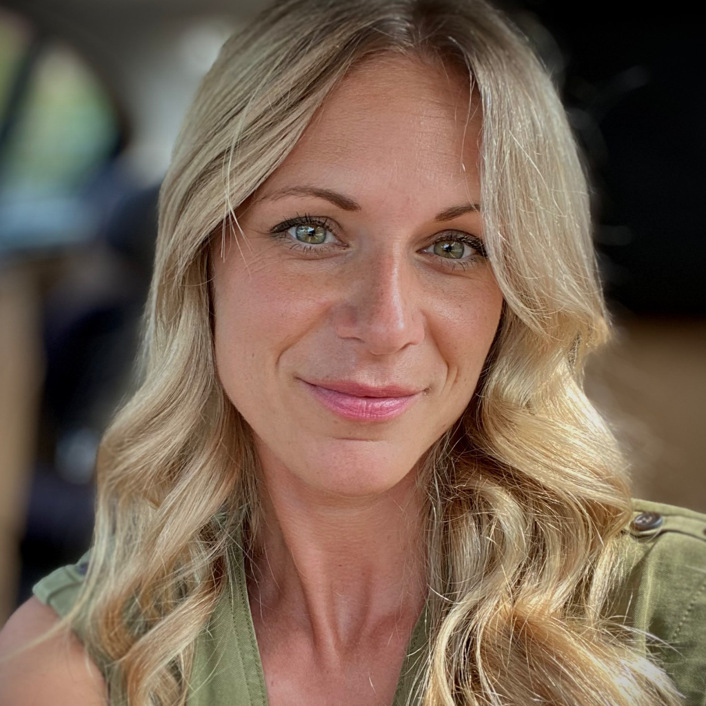 Jasmin Faas - Mediengestalterin / Industriefachwirtin / Social-Media ...