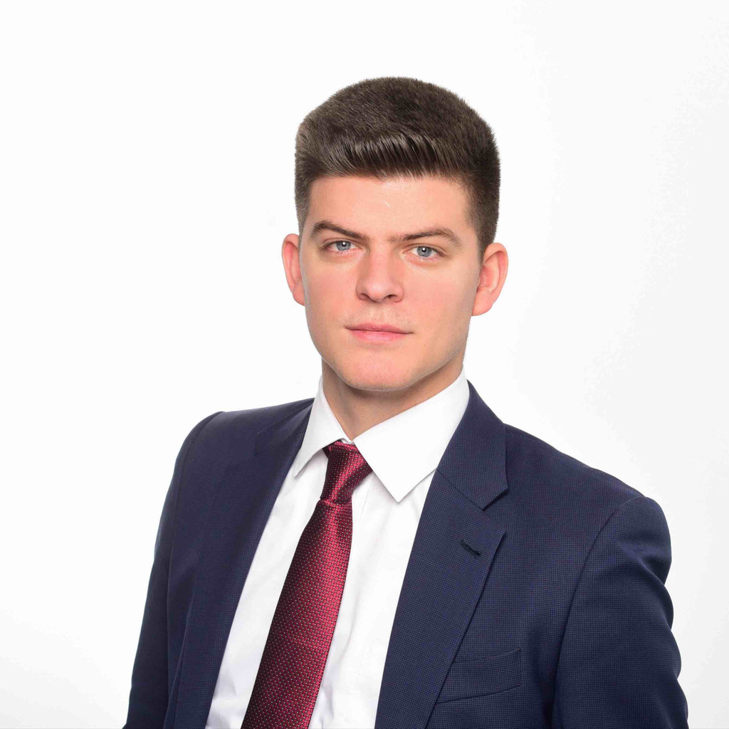 Leon Bircks - Immobilienmakler - Engel & Völkers | XING