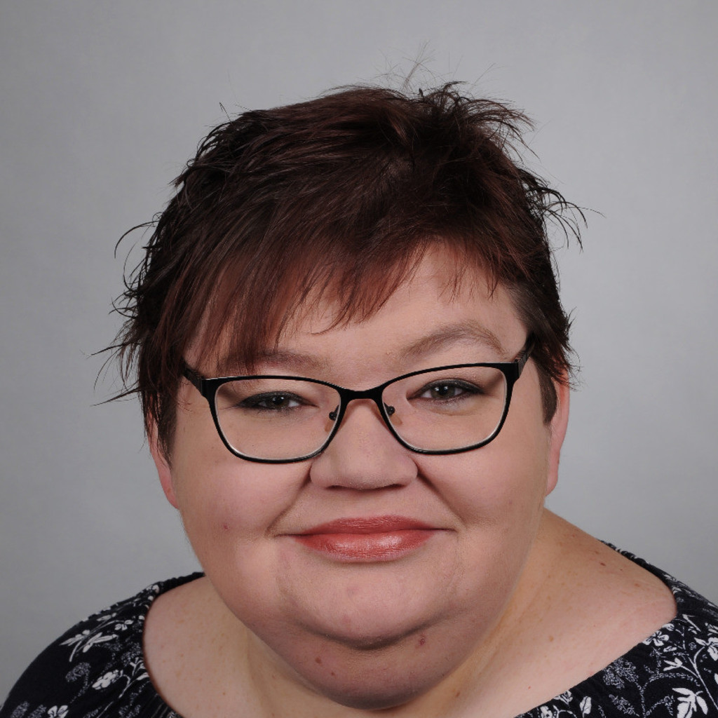 Alexandra Hack - Chemielaborant - Expertum GmbH | XING