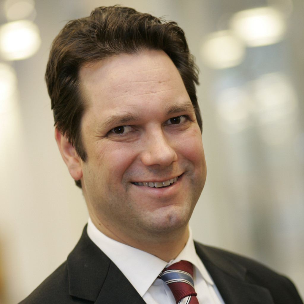 Dr. Peter Ott - Vorstand Nürnberger Versicherungsgruppe - NÜRNBERGER ...