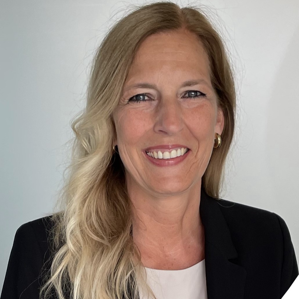 Bettina Decker's Instagram, Twitter & Facebook on IDCrawl