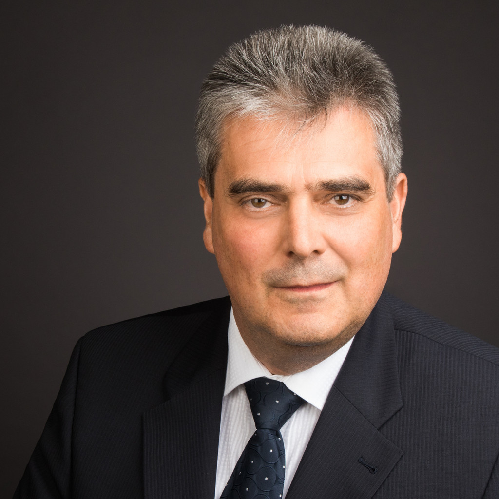 Andreas Reuter - Engineering Projektleiter/Architect TRAXX AC2 (E ...