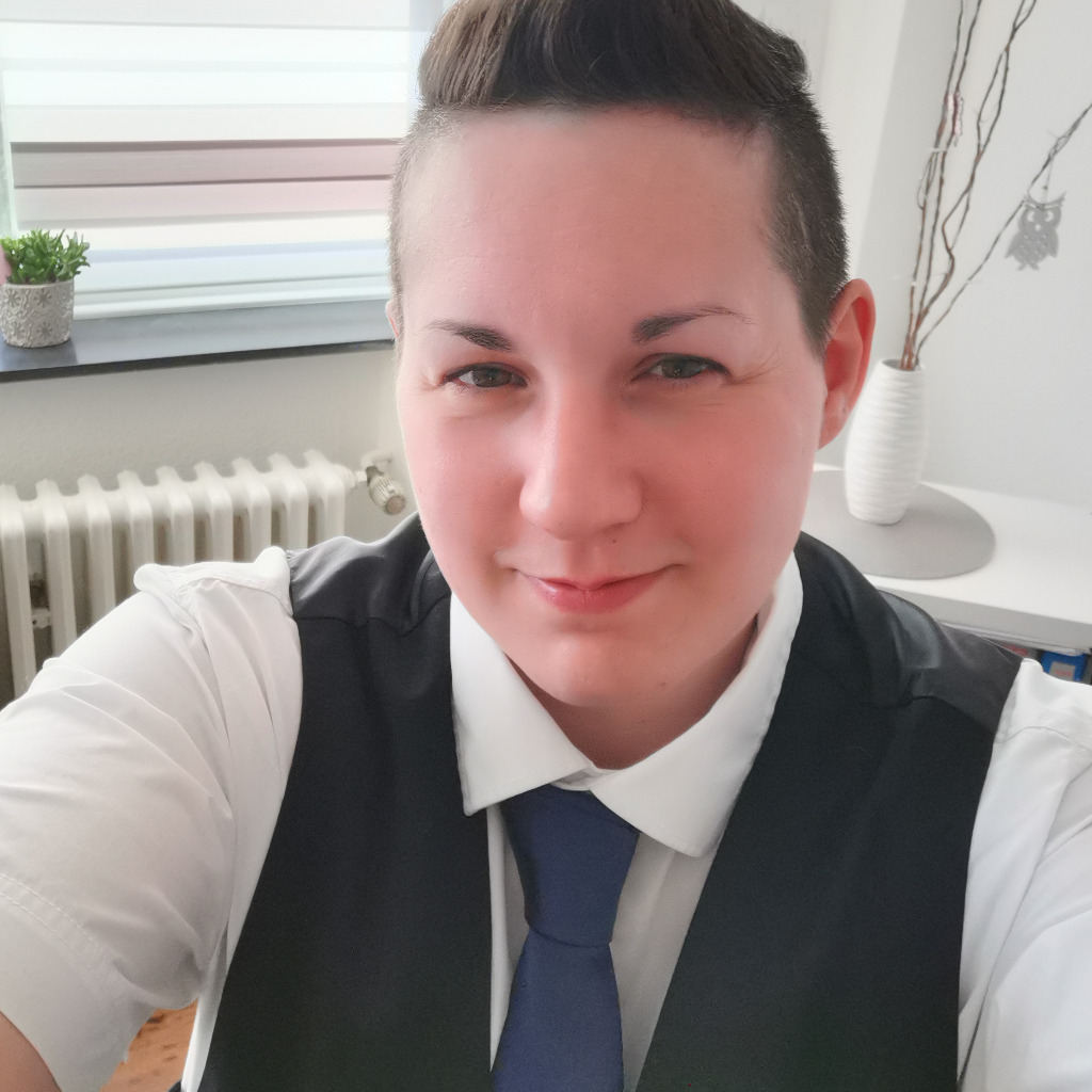 Nicole Huthmann - Mitarbeiter Arbeitsvorbereitung / Batch Documentation ...