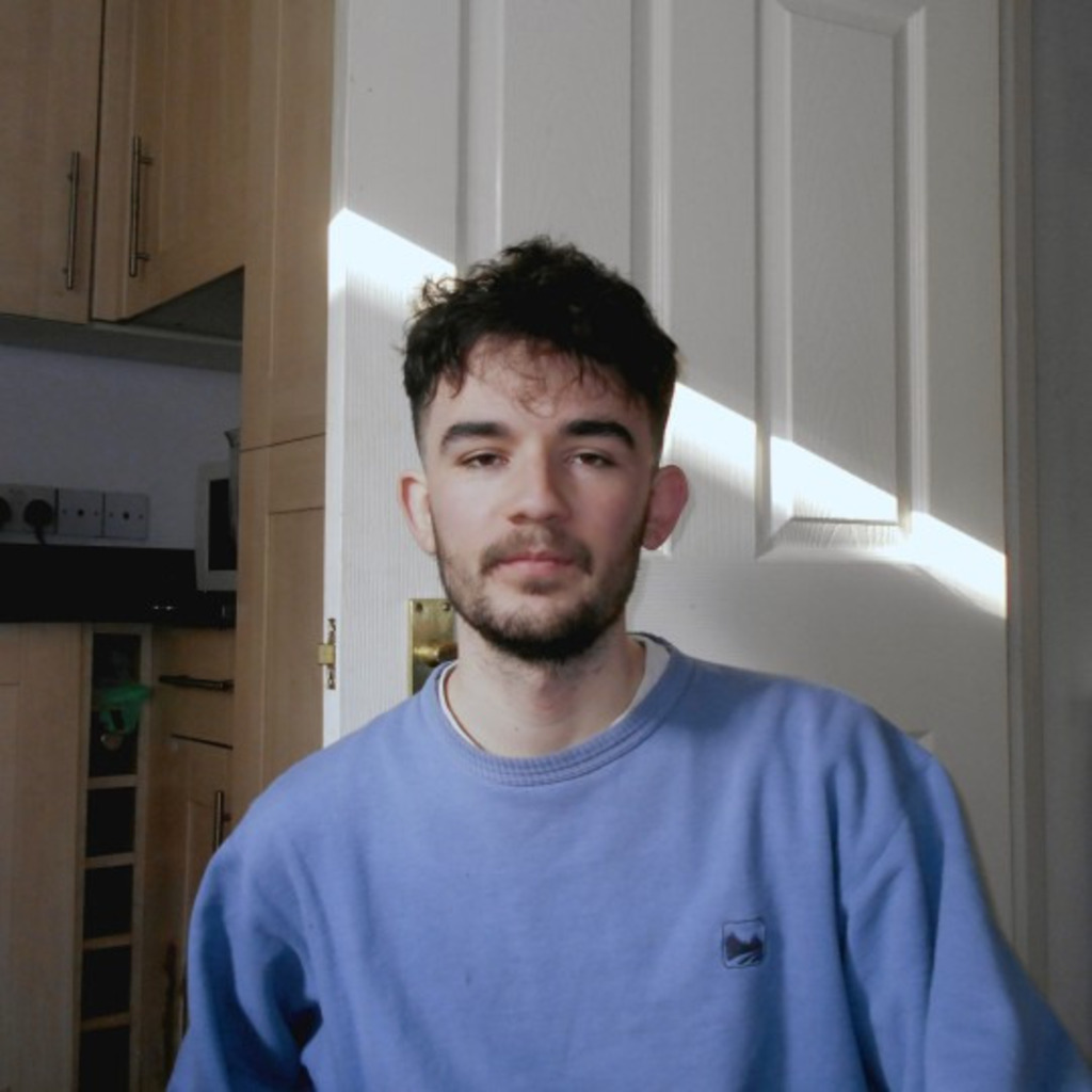 lee jardine - Bartender and Social Media Assistant - Stonegate Group | XING