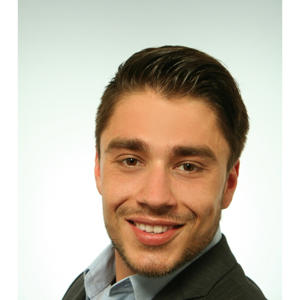 Daniel Garcia Belmonte - Produktmanager - CLAAS Vertriebsgesellschaft ...