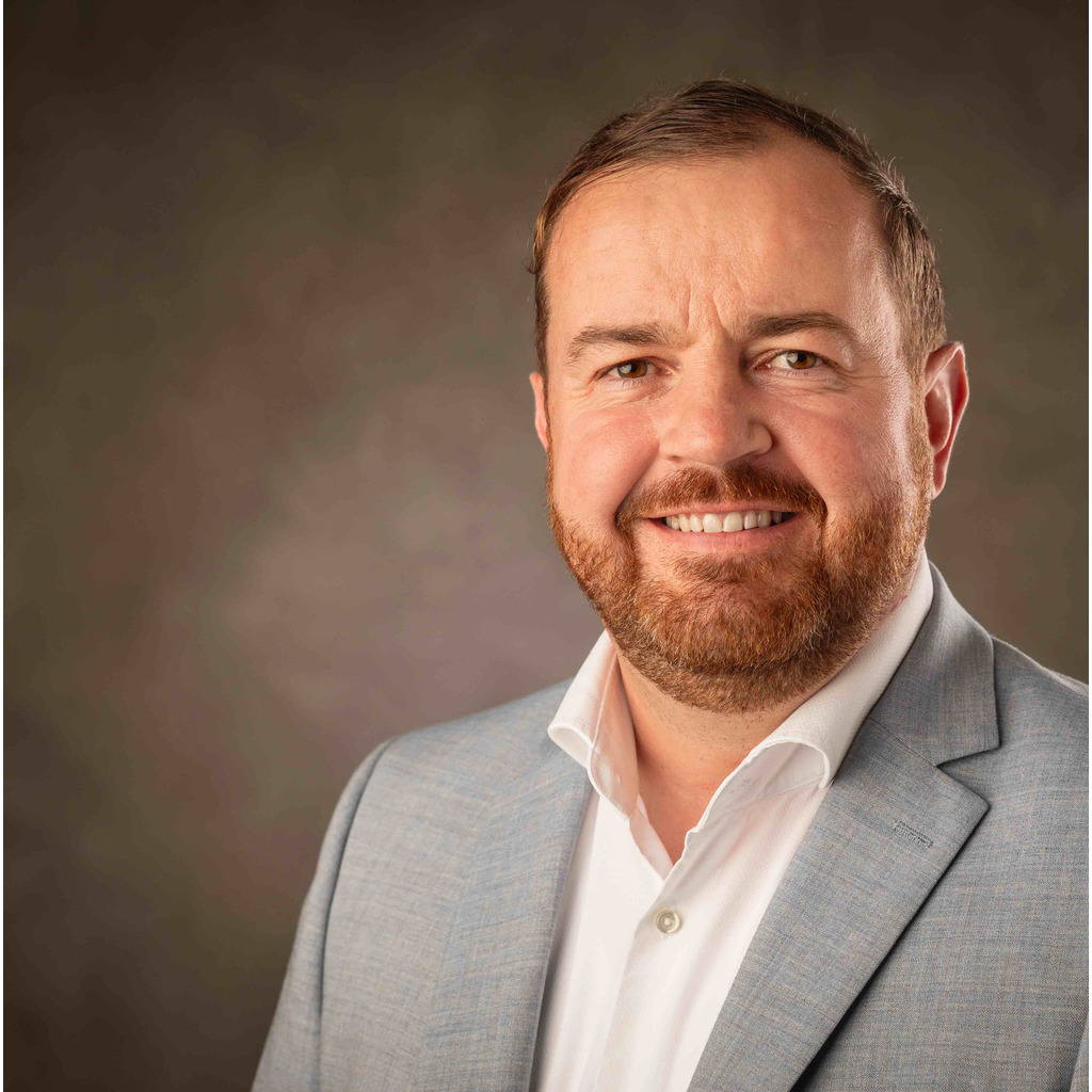 Patrick Eberhardt - Leitung Niederlassung Ulm und Bereich FTTX ...