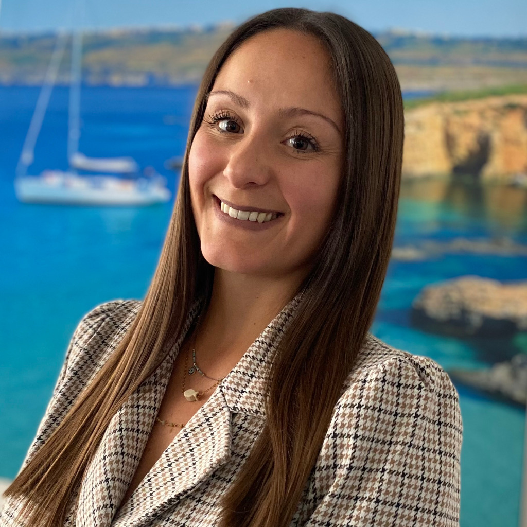 Barbara Musella - Personal Assistant to Global Heads of - Allianz ...