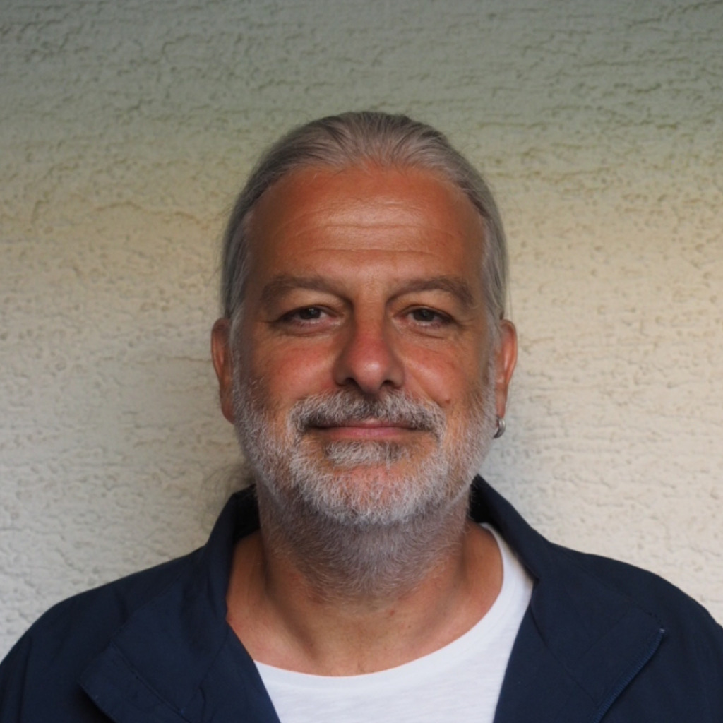 Jörg Herr - Konstrukteur Sondertore - Hodapp GmbH & Co. KG | XING