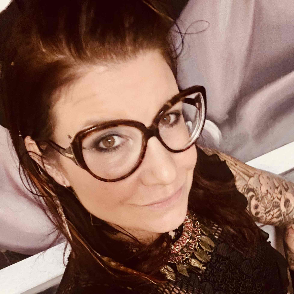 Lily Esser - Projektleiterin - i22 Digitalagentur GmbH | XING