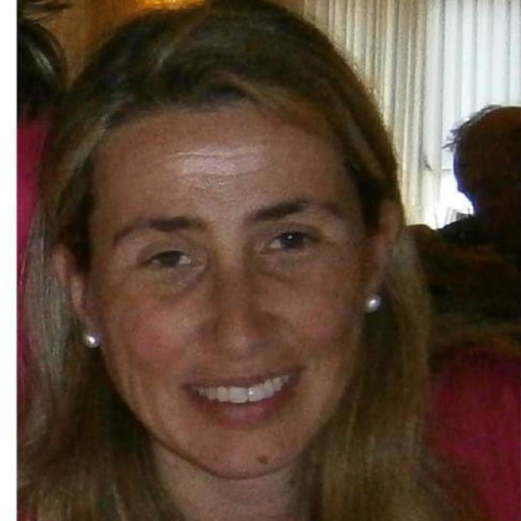 AMPARO BAS MARTIN - CTA - Clinica | XING