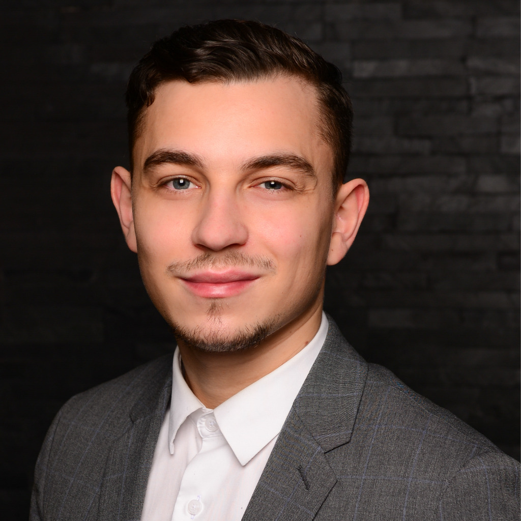 Adryan Greve - Projektentwickler - Traumhaus AG | XING