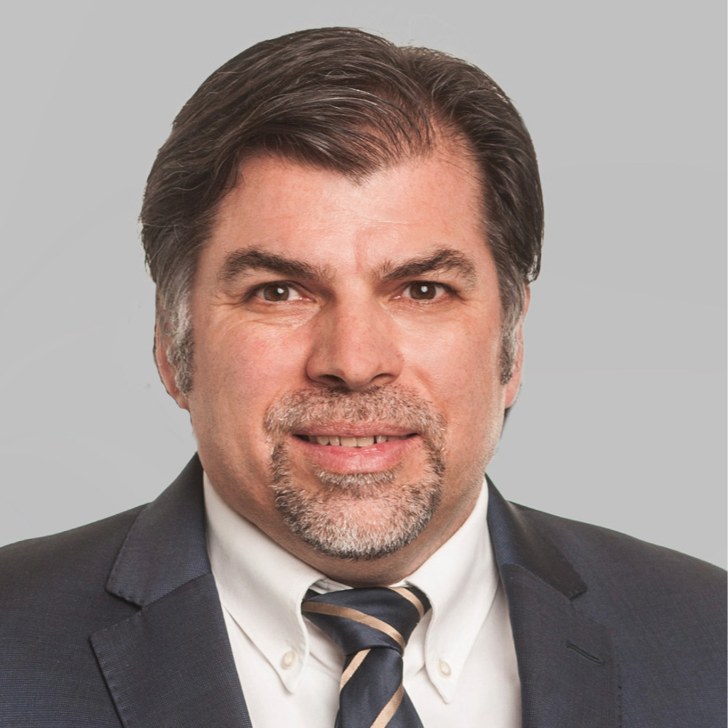 Frank Martin Bayer - Head of Partnermanagement - cbs Corporate Business ...