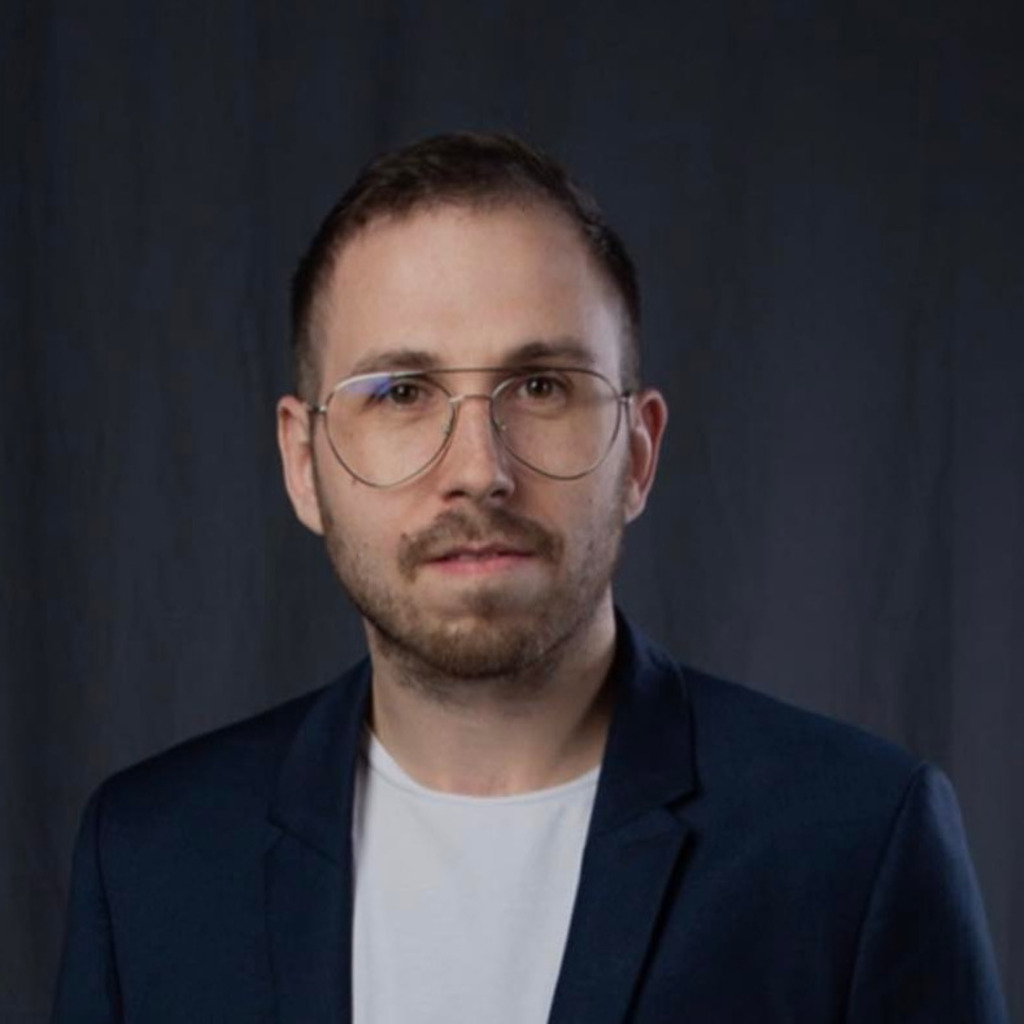 Damian Busz - Senior Fullstack Developer - pink.gg | XING