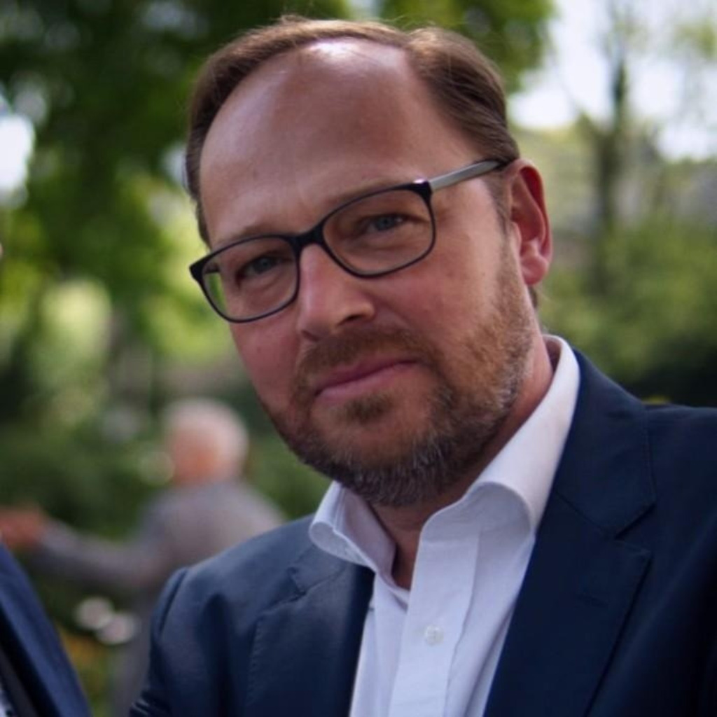 Robert Leibl - Senior Director Construction / Prokurist - Hines ...