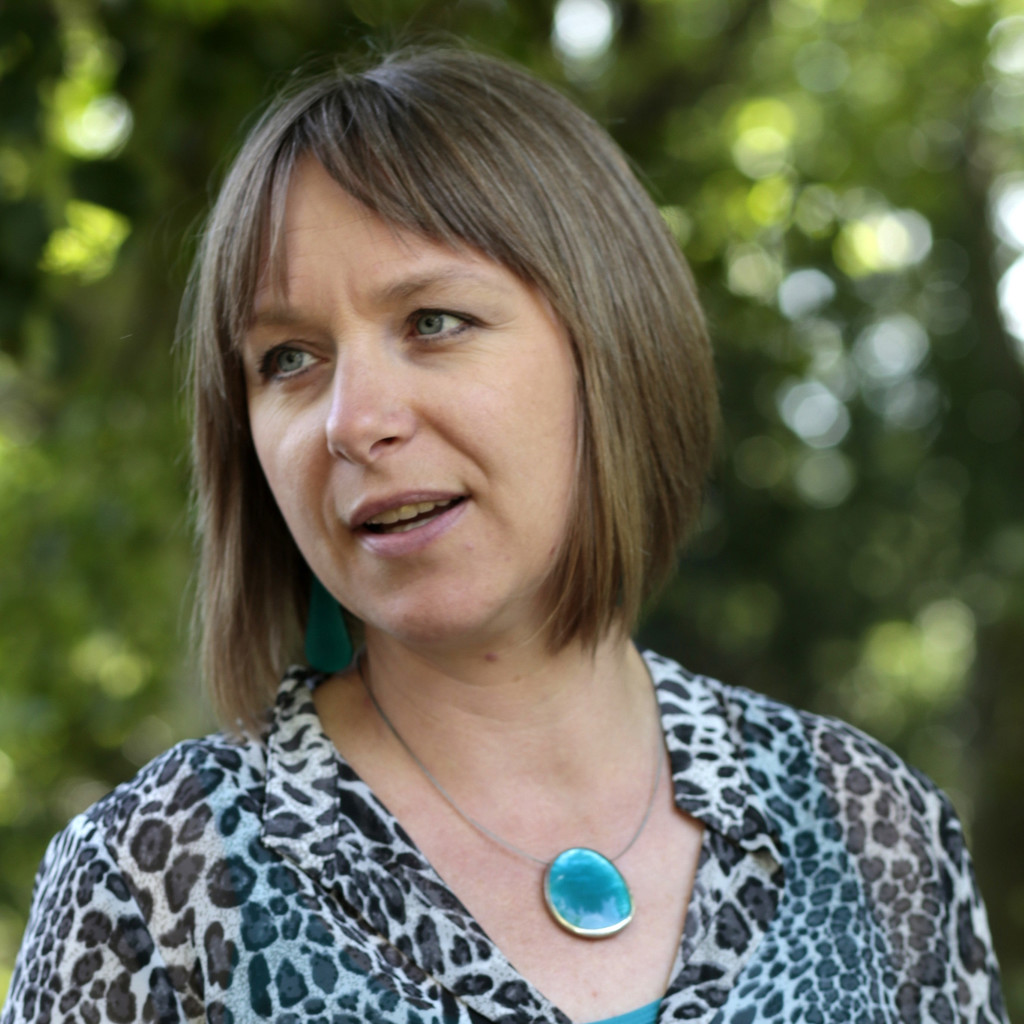 Kristin Peters - Agrarwissenschaftlerin und Pflanzenheilkundlerin ...