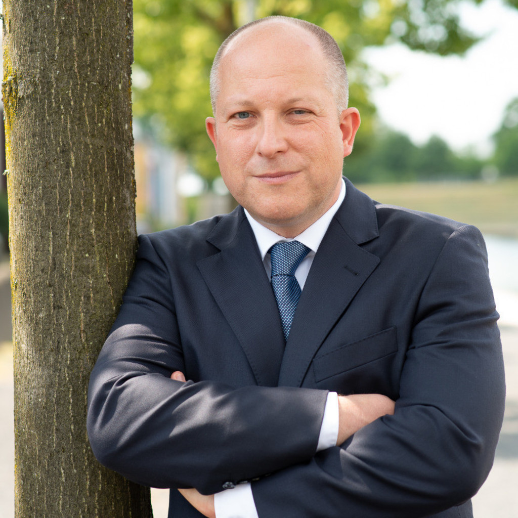 Andreas Jacobi - Senior Relationship Manager Private Banking - DekaBank Deutsche Girozentrale ...