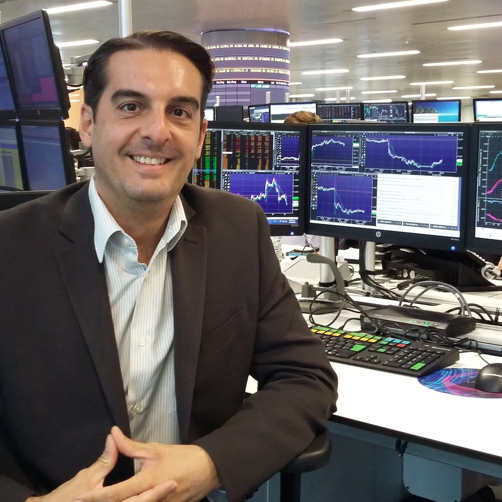 Prof. Carlos González Sánchez - ST - Treasury - Vicepresident - Rates ...