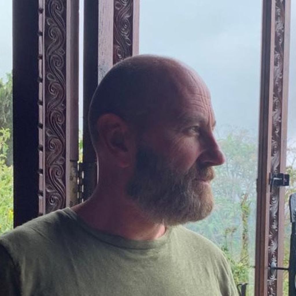 Chris Fluckiger - ceo & founder - mediatonic sa | XING