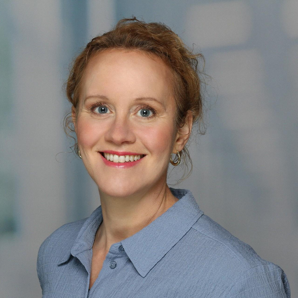 Nina Füller - Customer Relationship Managerin - Lobenbergs Gute Weine ...