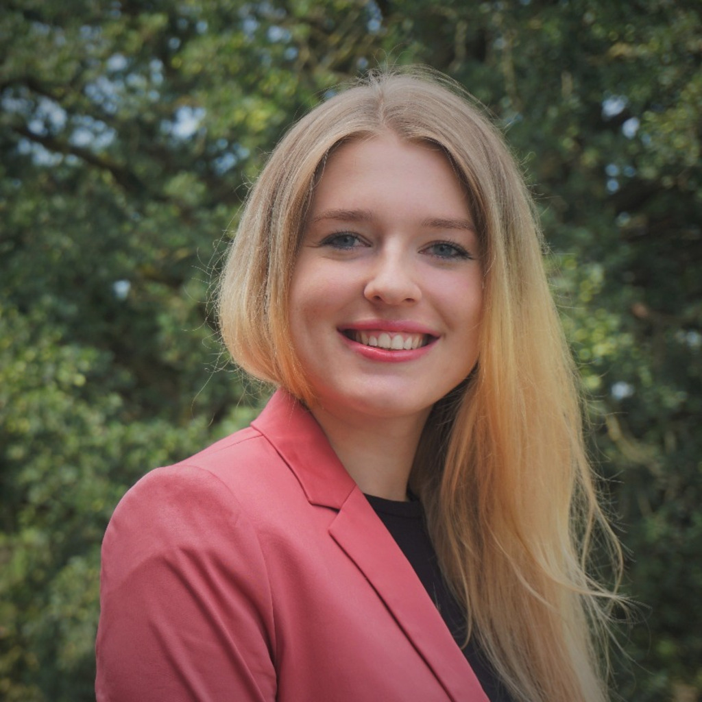 Sarah Wensing - Supply Chain Manager - Mercur Handel GmbH | XING