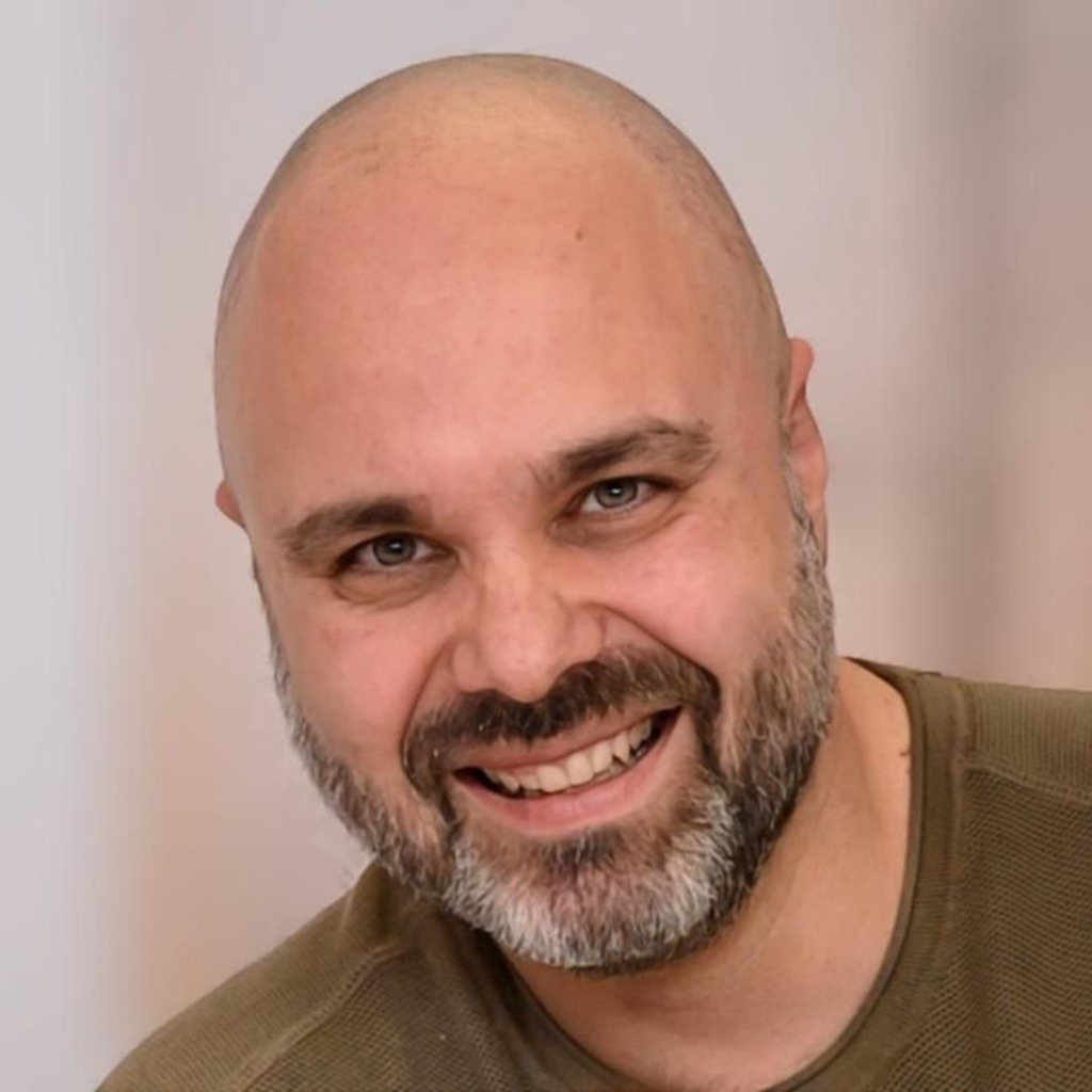 Christian Pascal Russo - Fachkrakt im Sozialdienst in der ...