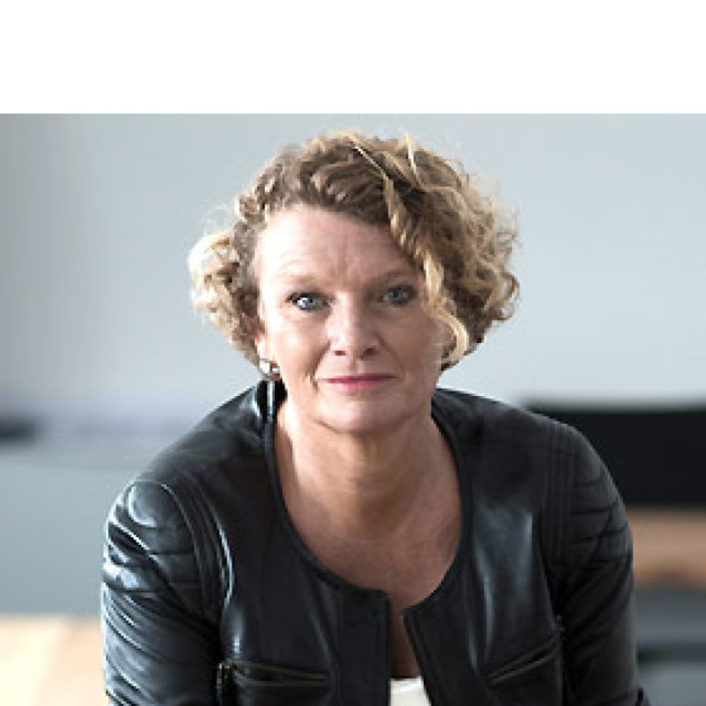 Claudia Simon - Geschäftsführerin - Simon Executive Consultants GmbH | XING