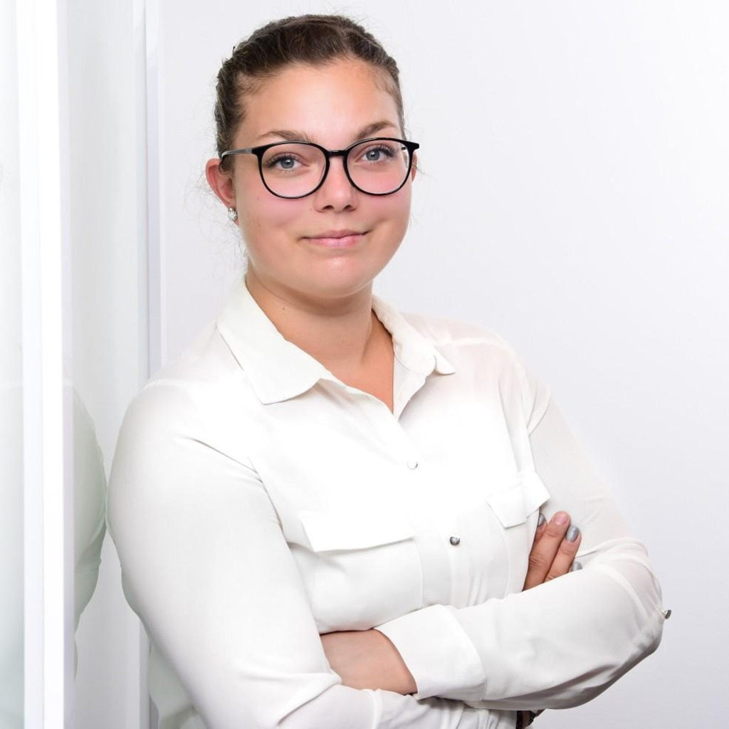 Lina Behrami - Assistenz der Geschäftstellenleitung - Peter Janicek ...