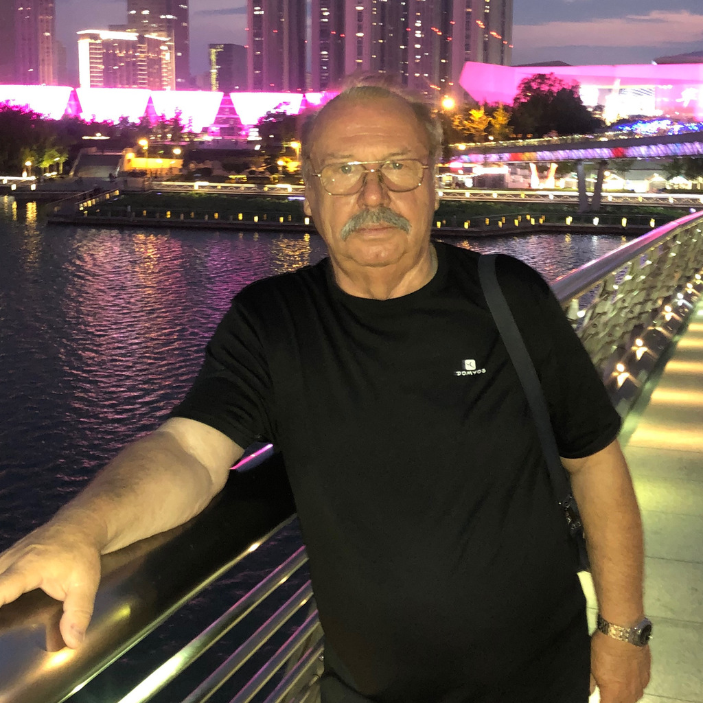 Anatoliy Senchenko - Akademiker - Energy | XING