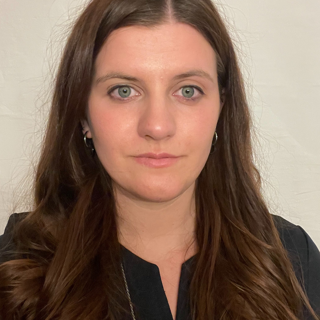 Elena-Maria Schraml - Lieferantenbuchhalterin - CUBE Bikes - EBPG GmbH ...