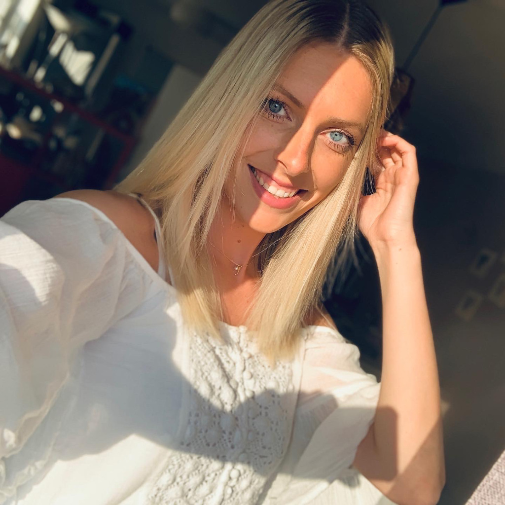 Jana Kunz - Technical editor - INIT Group | XING