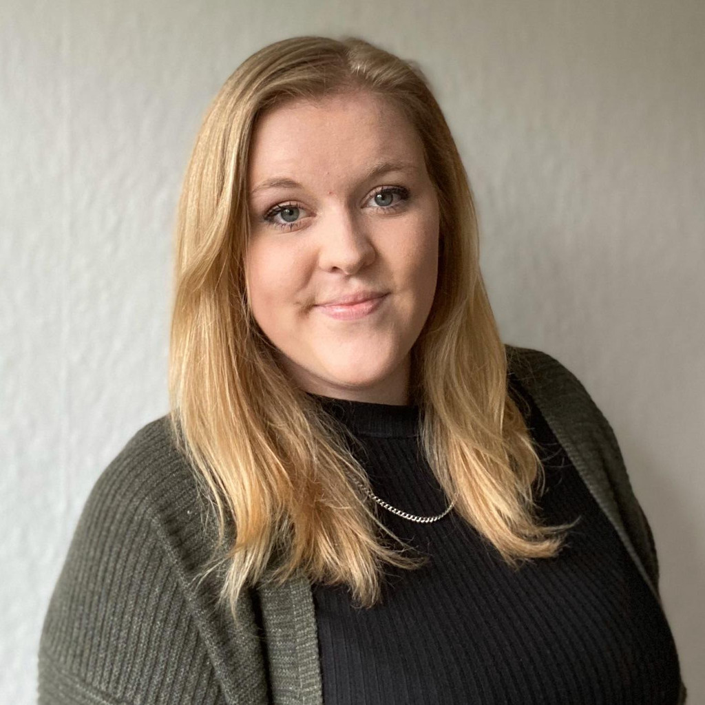 Anna Menke - IT-Systemorganisation - EBÄKO eG | XING