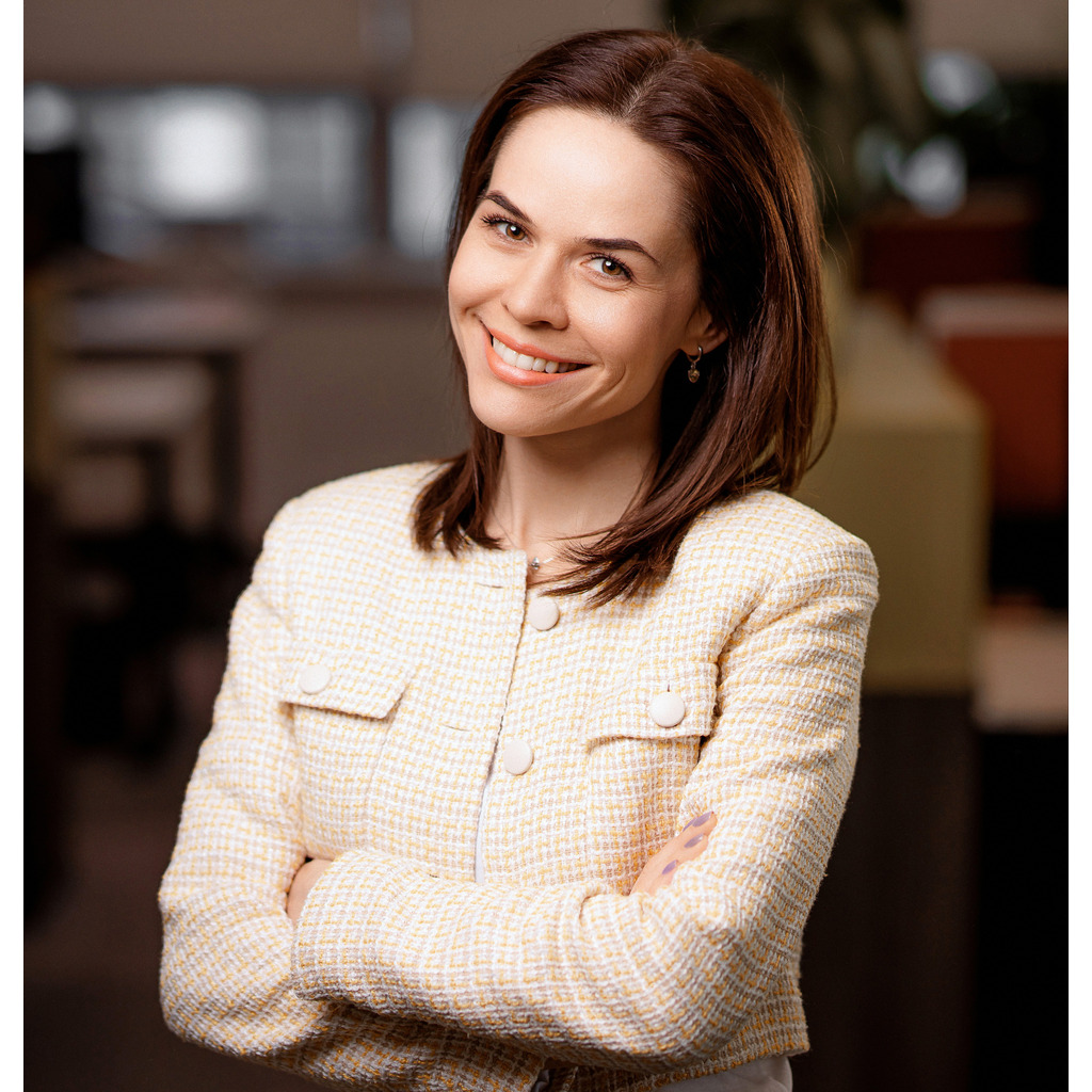 Rosina Pustovit - Recruitment Manager - Headhunter | XING