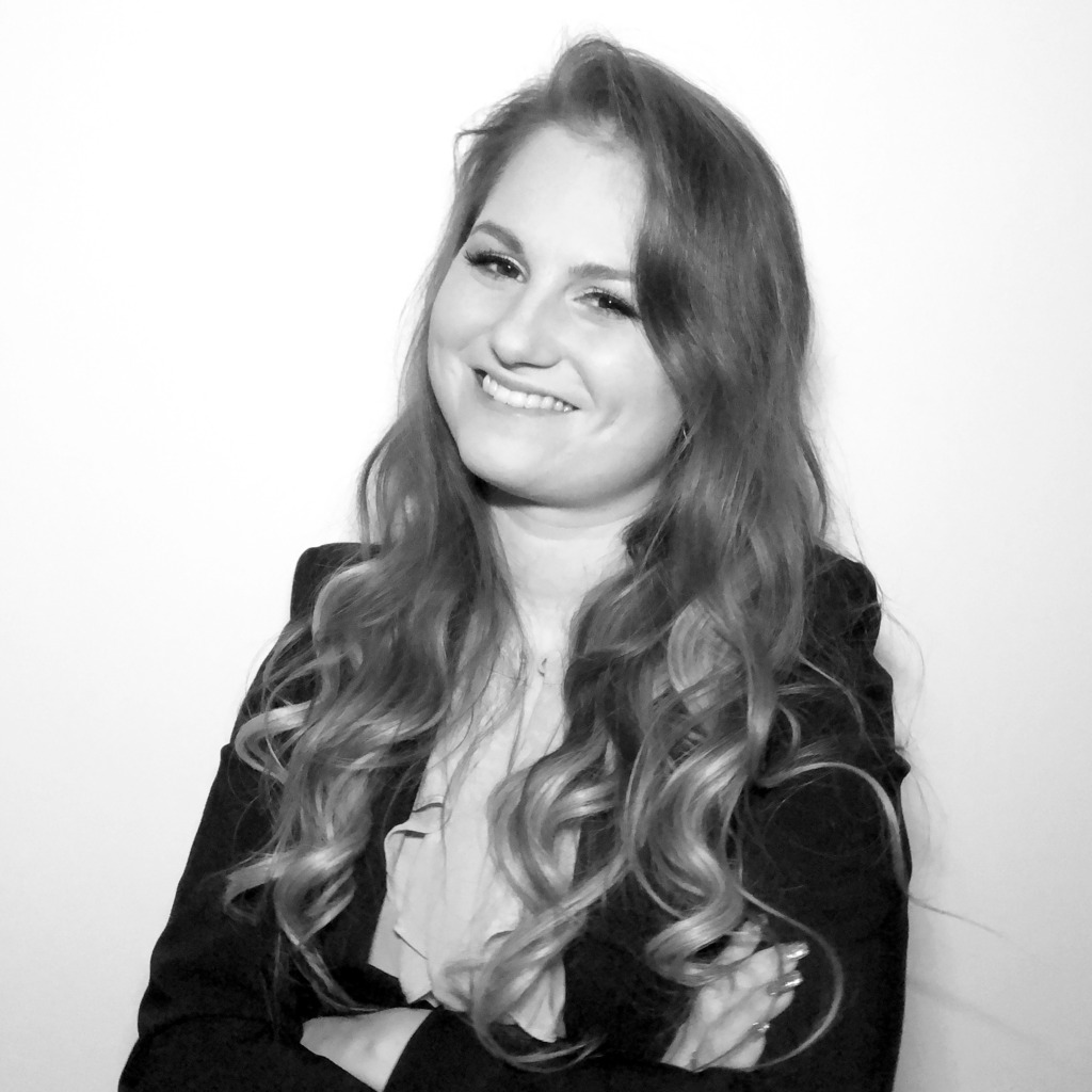 Katharina Lesser - Mediengestalter - Neumann Verlage GmbH & Co. KG | XING