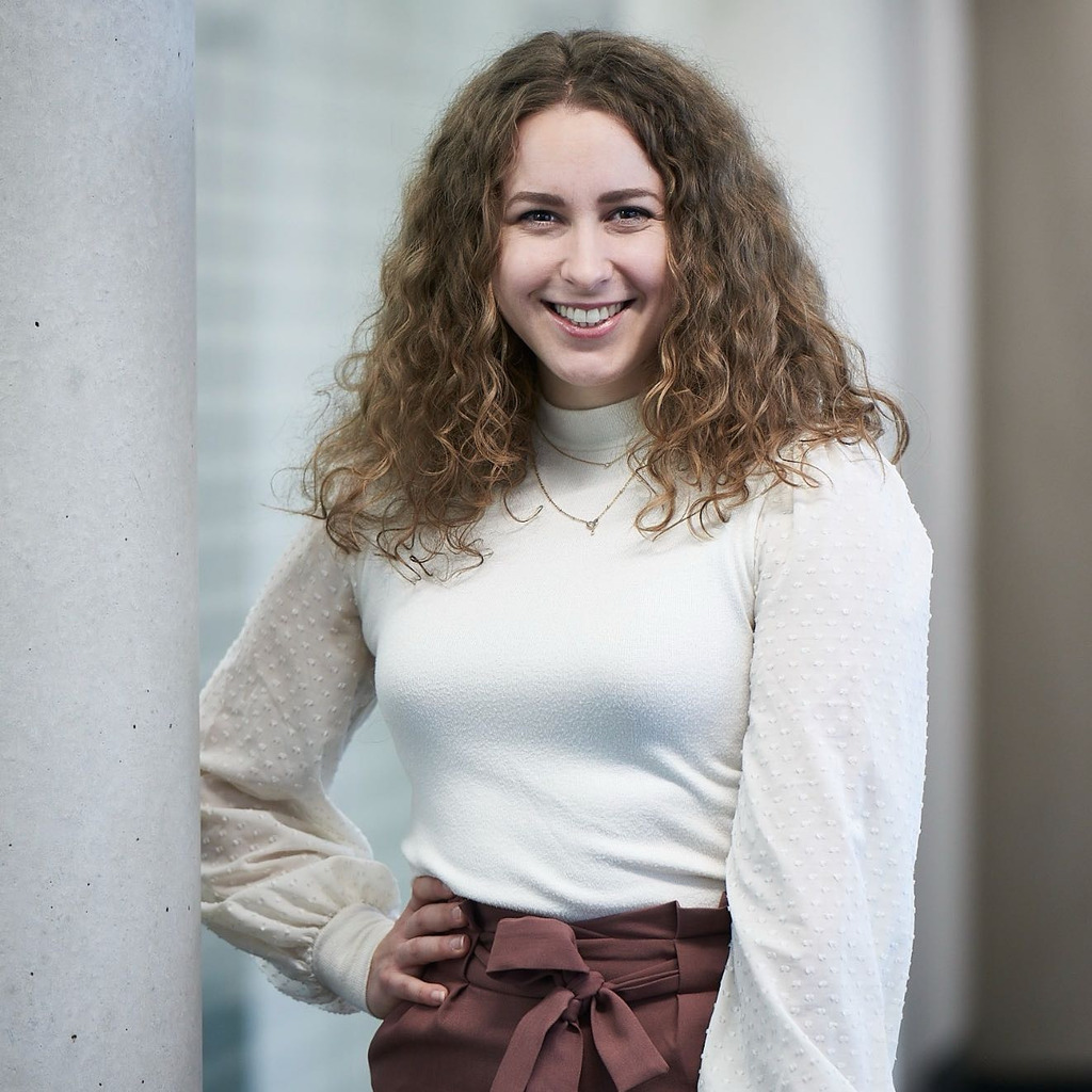 Julia Stumpf - Fonds Managerin - GRR Real Estate Management GmbH | XING