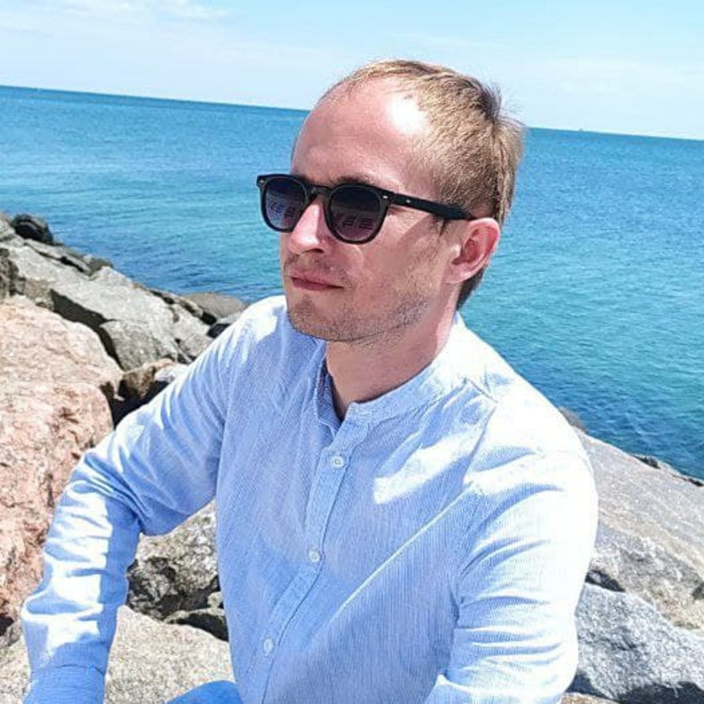 Serhii Penzev - Executive Assistant to the CEO - LAB325 | XING