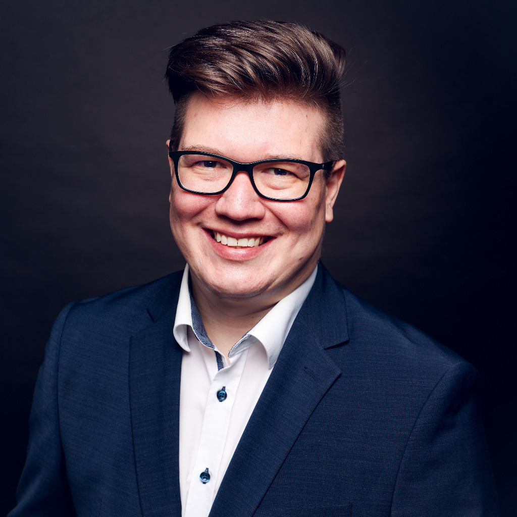 Alexander Lambert - Steuerreferent - FUNKE | XING