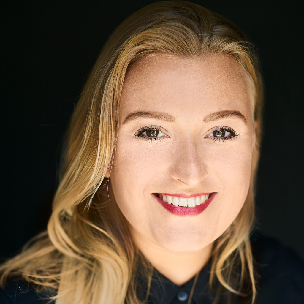 Lesley Ann aus Hamburg in der Personensuche von Das Telefonbuch