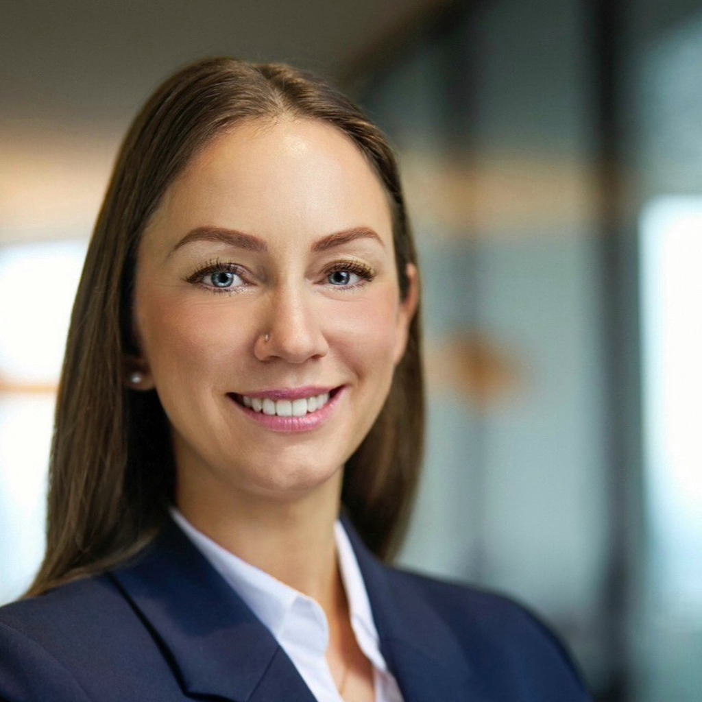 Simone Wagner - CEO Assistant - concedro GmbH | XING