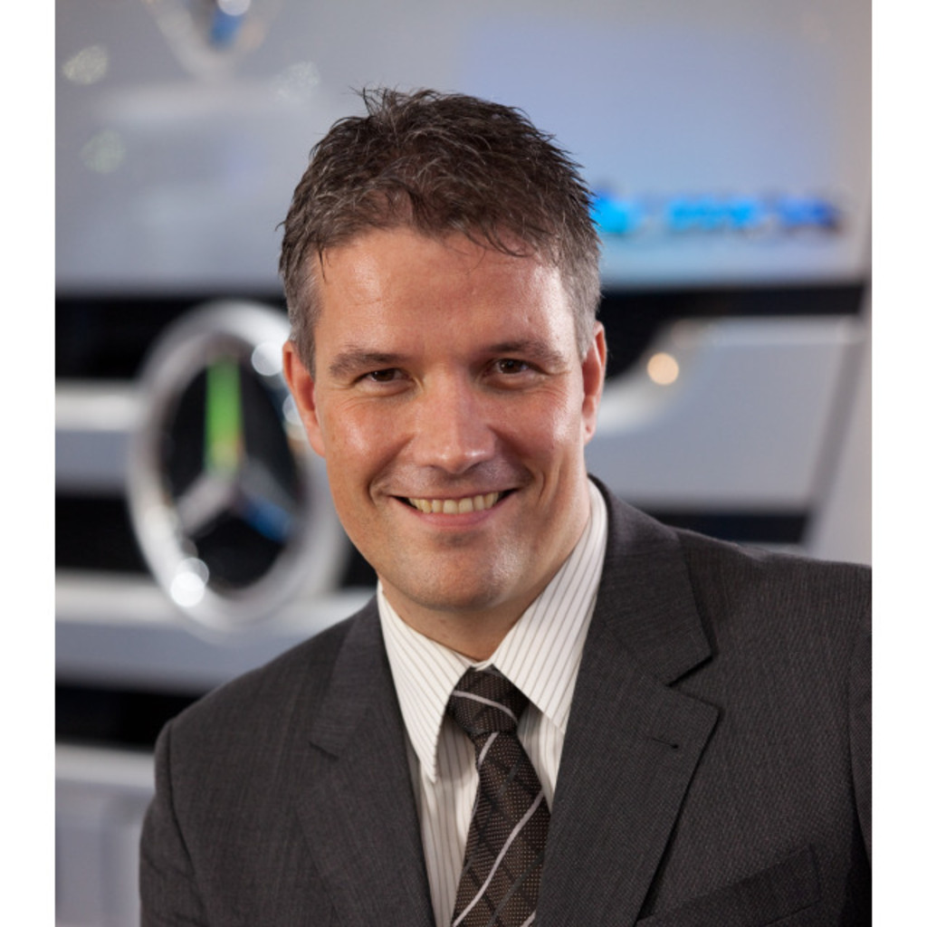 Dr. Walter Sladek - Leiter Entwicklung LKW Fahrwerk und Achsen ...