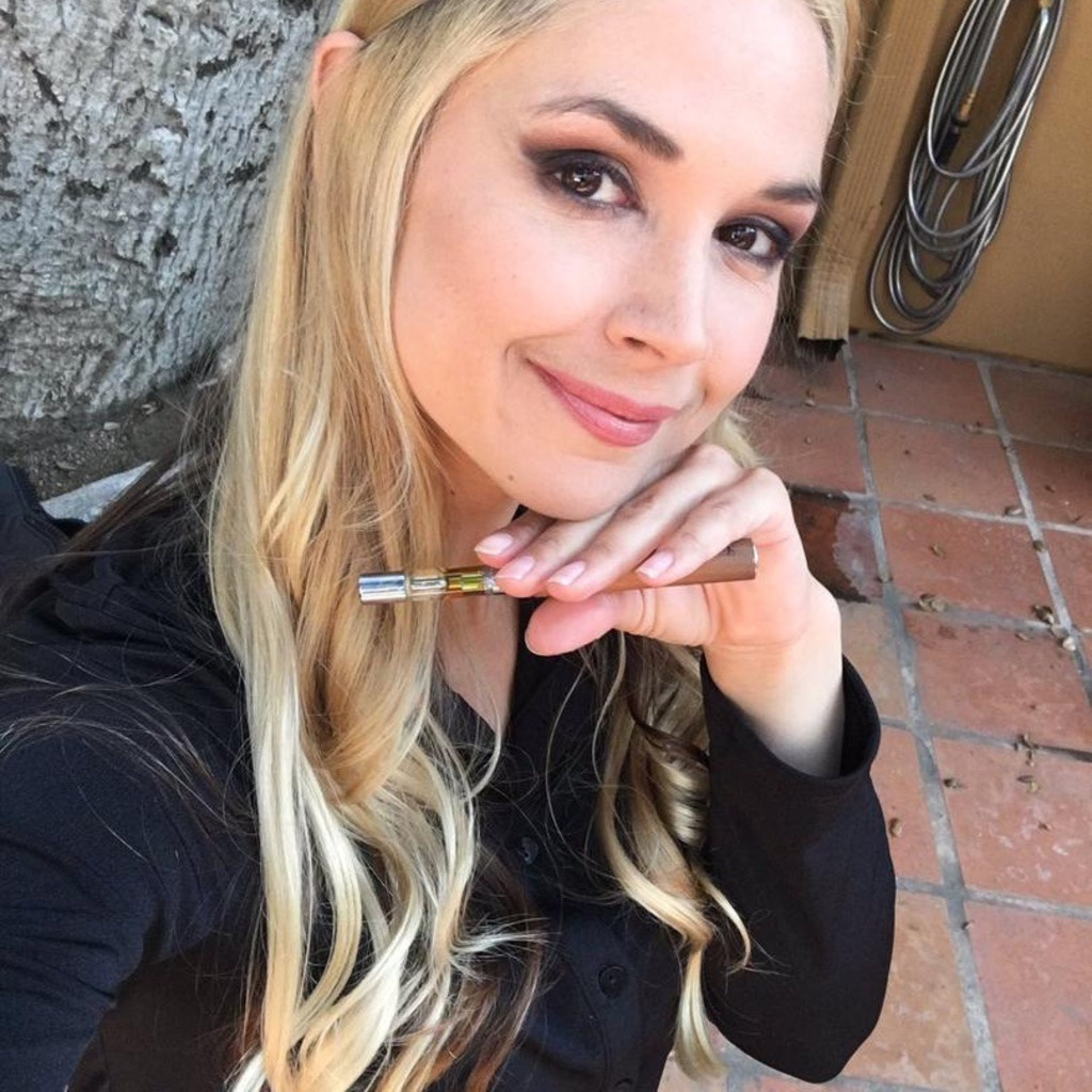 Vonda West - Honey maker - Honey&MK | XING