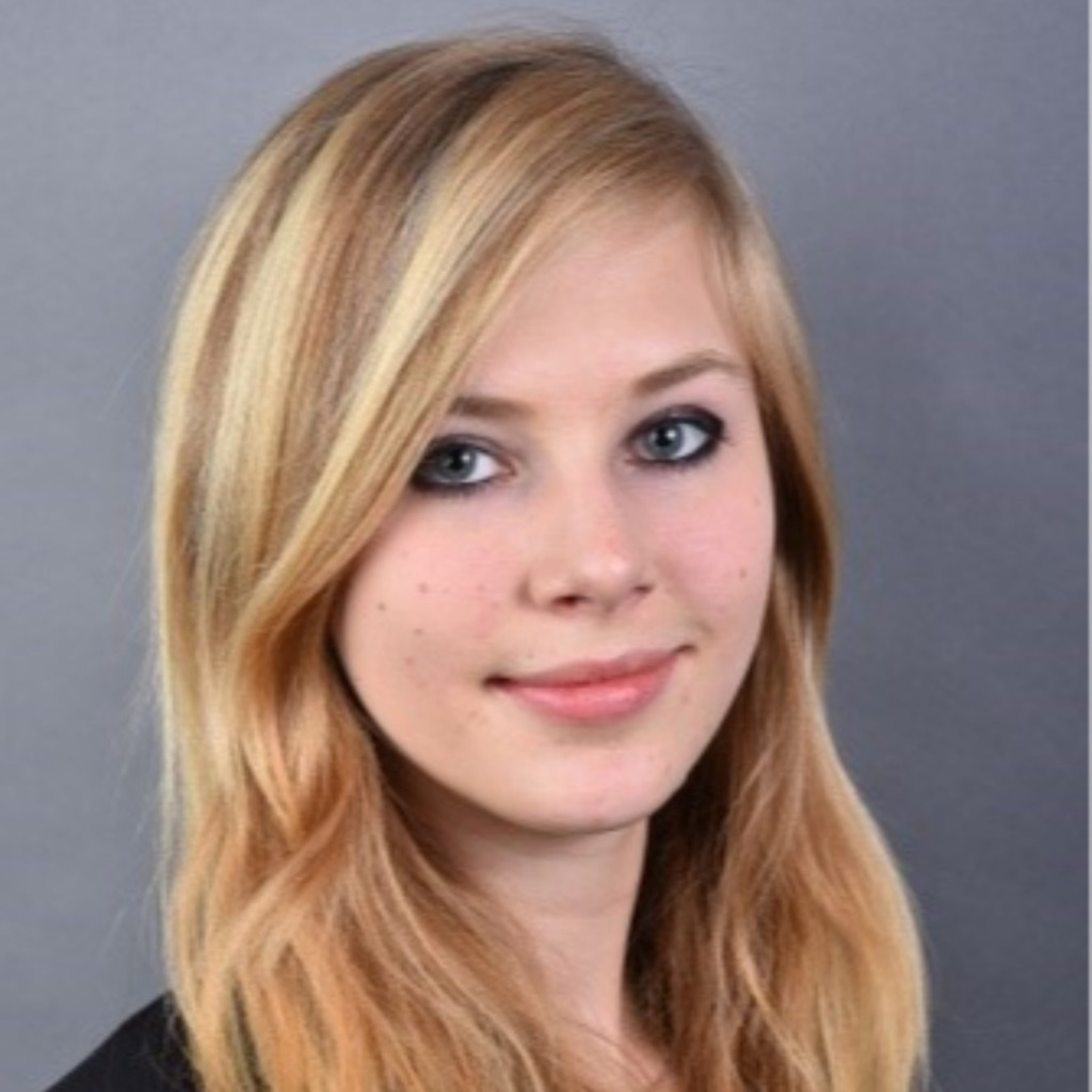 Paula Biedinger - Program & Project Management Associate - Accenture | XING