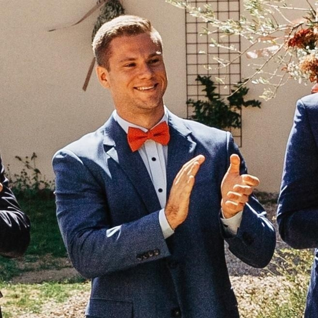 Neumes in der Personensuche von Das Telefonbuch