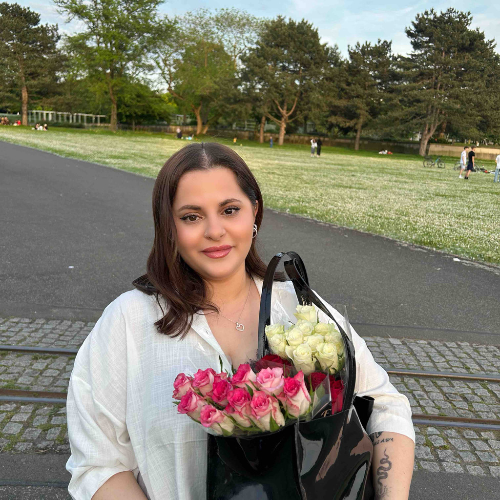 Yusra Ali - Verkäuferin - Backwerk | XING