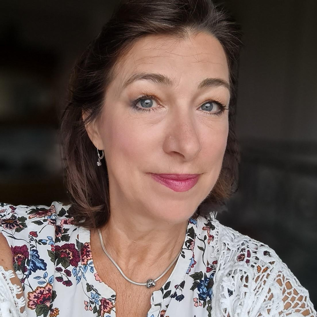 Rebecca Sander's Instagram, Twitter & Facebook on IDCrawl