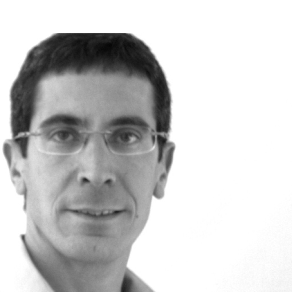 Erez Dolev - Managing Director - RENVU - Solar Equipment Distribution ...