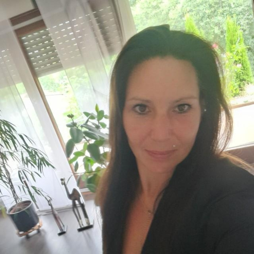 Nancy Block - Kundenmanagerin - bausep GmbH | XING