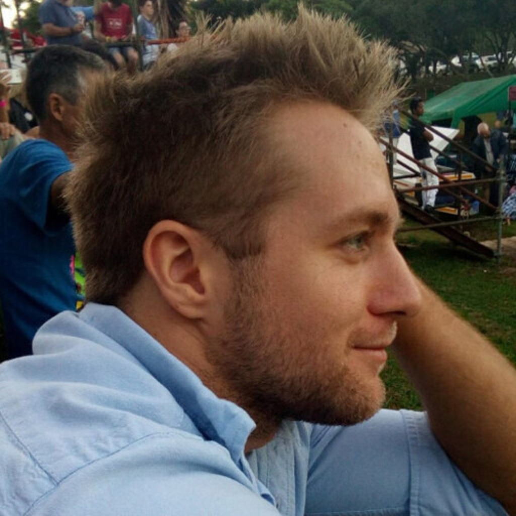 Alex Smith - Marketing Manager - Tobair | XING