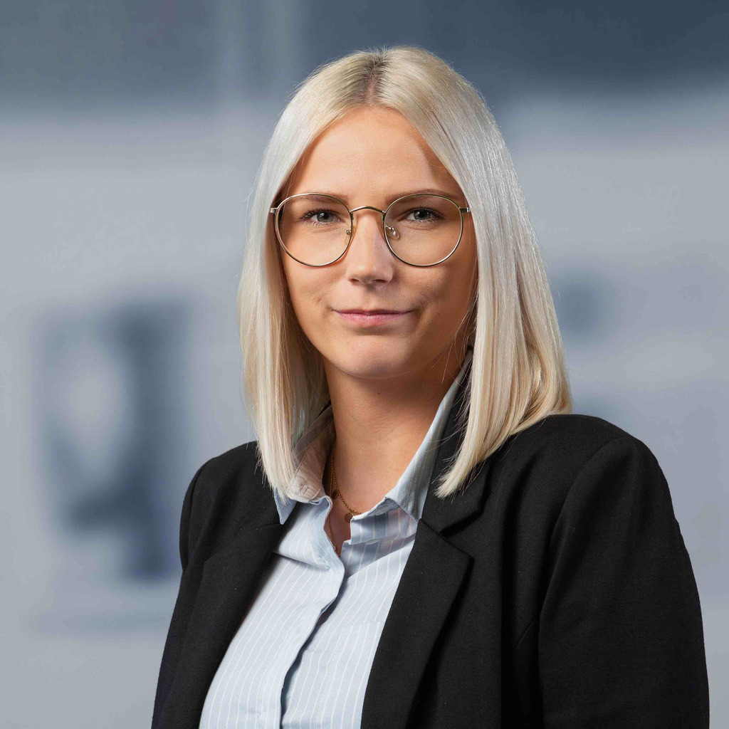 Lina Milios - Steuerassistentin - BW PARTNER Bauer Schätz Hasenclever Partnerschaft mbB | XING