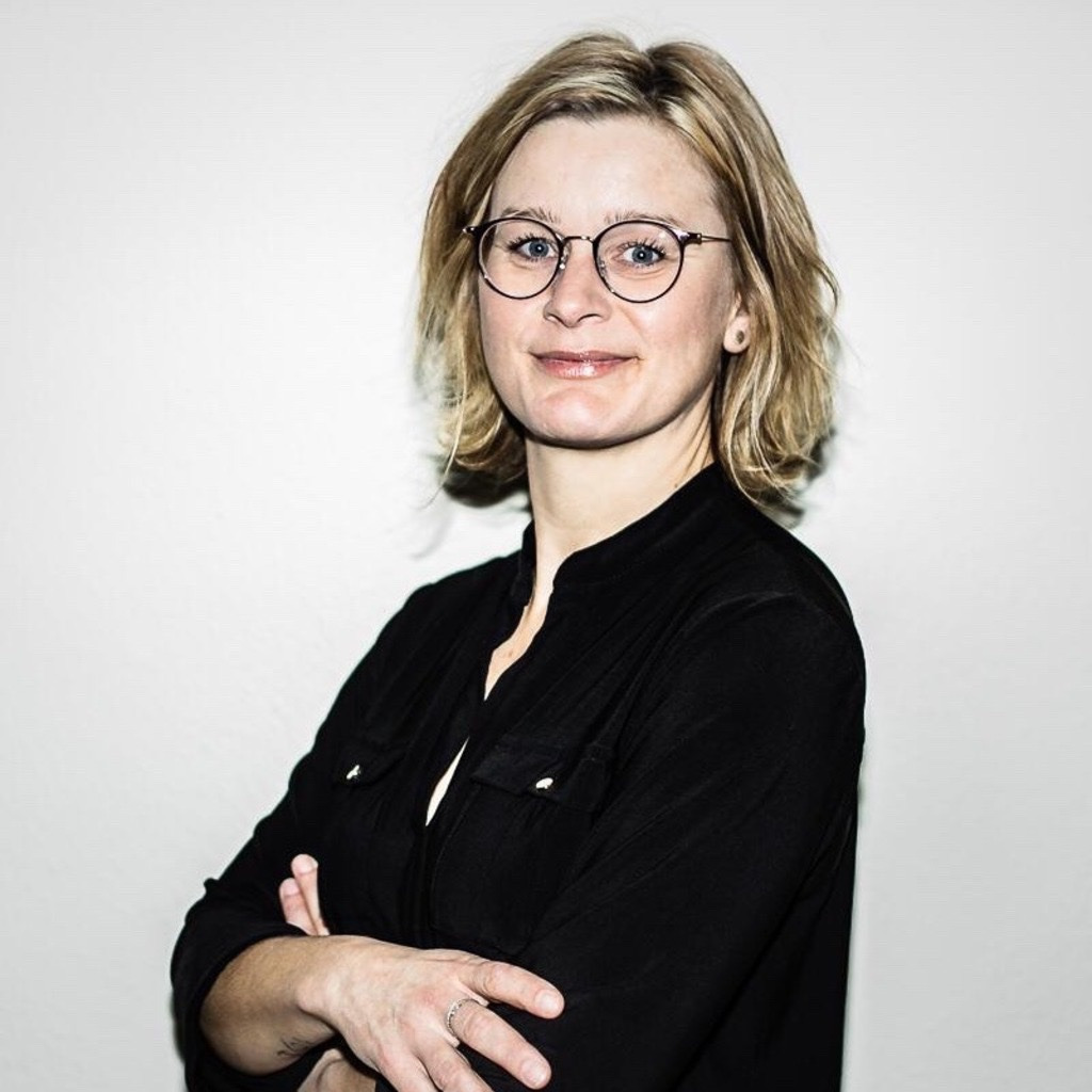 Daniela Fischer - Sachbearbeitung Pflegeversicherung - AOK - Die ...