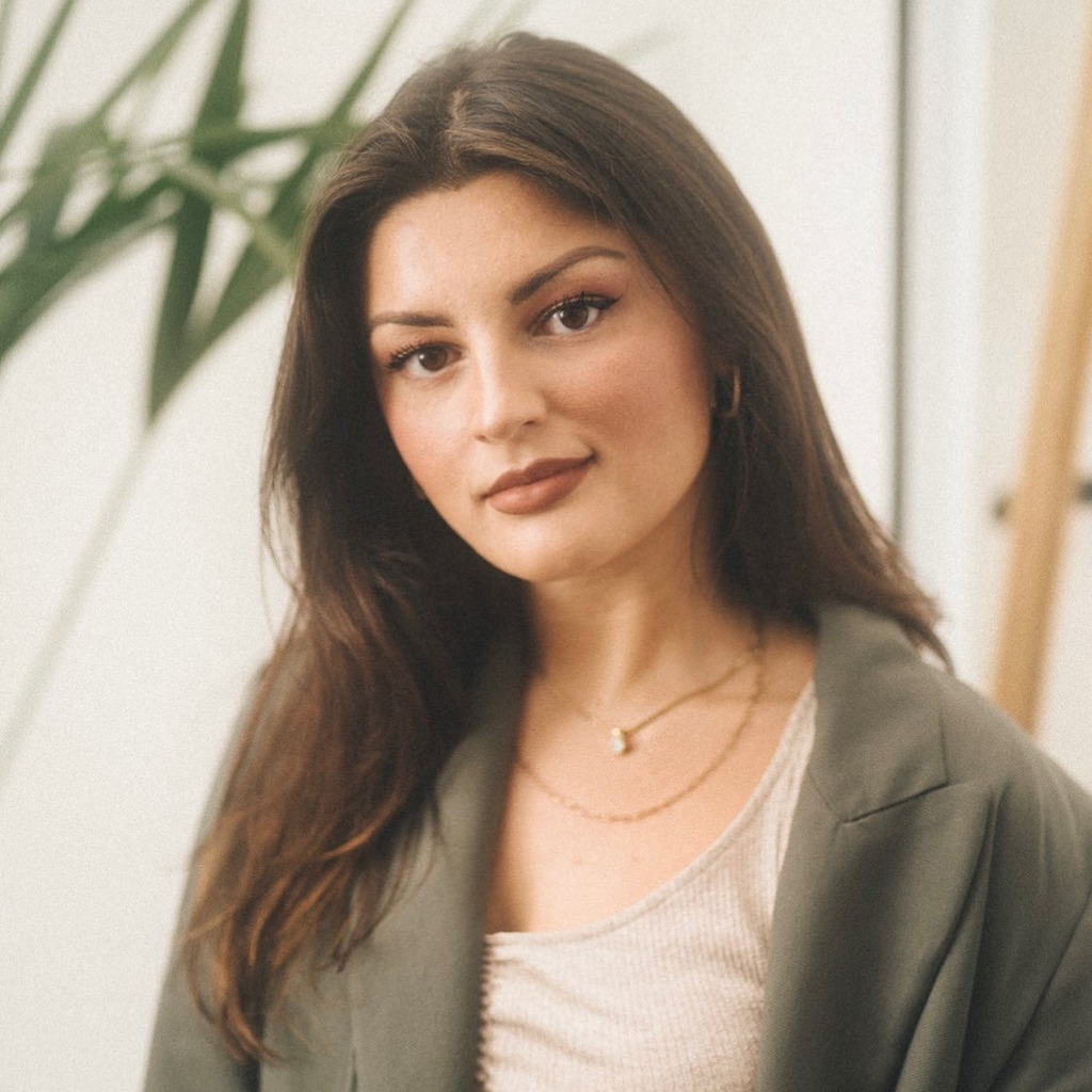 Laura Mareta - Working Student Marketing - OBI Group Holding | XING